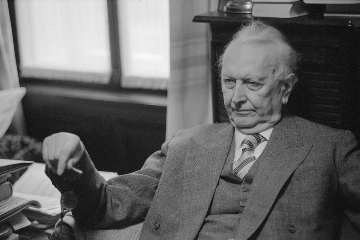 Qué es la filosofía según Karl Jaspers – ALONSO MERINO LUBETZKY